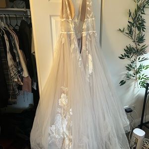 BHLDN | Dresses | Willowby By Watters Bhldn Wedding Dress Size 5 | Poshmark